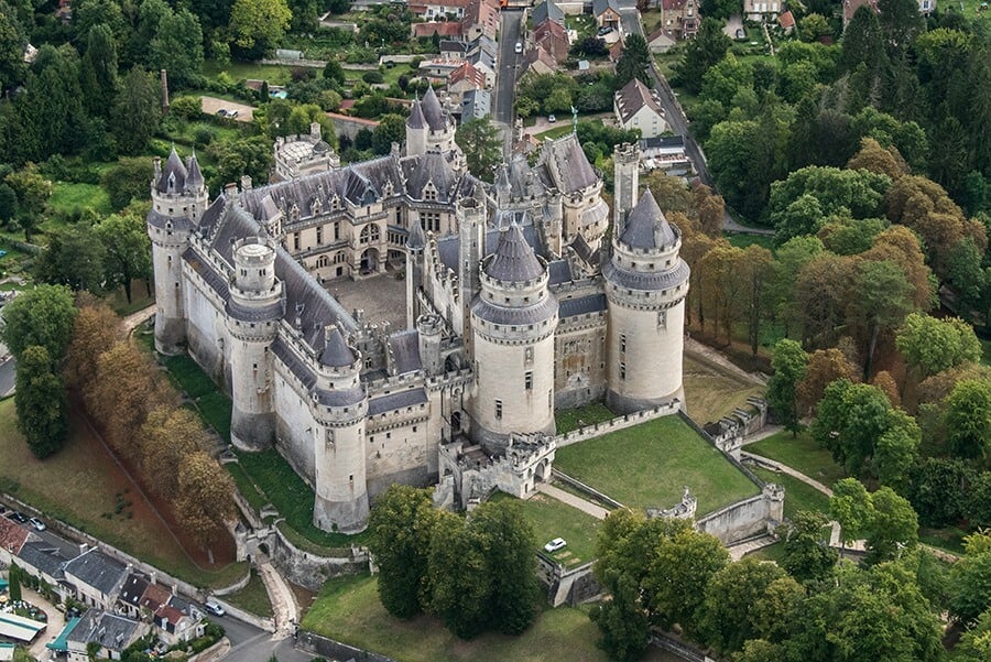 17 of the Best Castles in France to Visit!