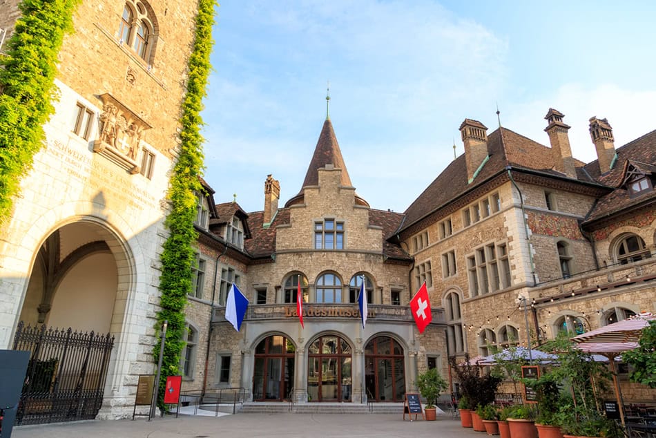 12 Famous Landmarks in Switzerland You Absolutely Must See!