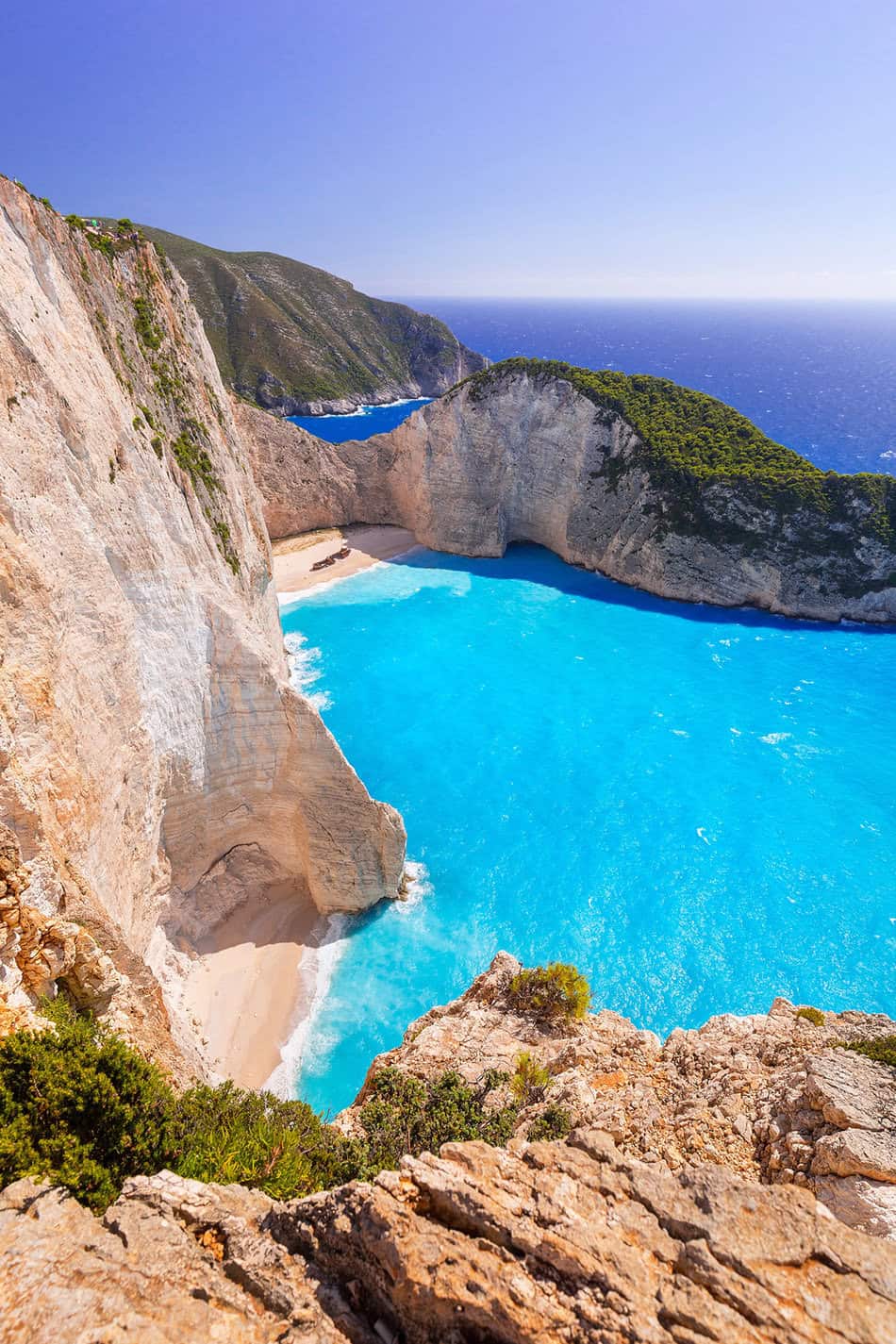 25 Surreal Destinations with the Bluest Water in the World!