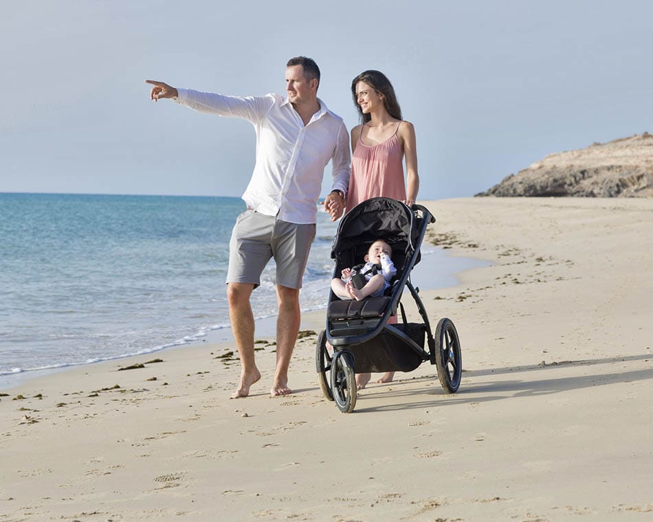 23 Revolutionary Baby Beach Hacks that every Mum should know!