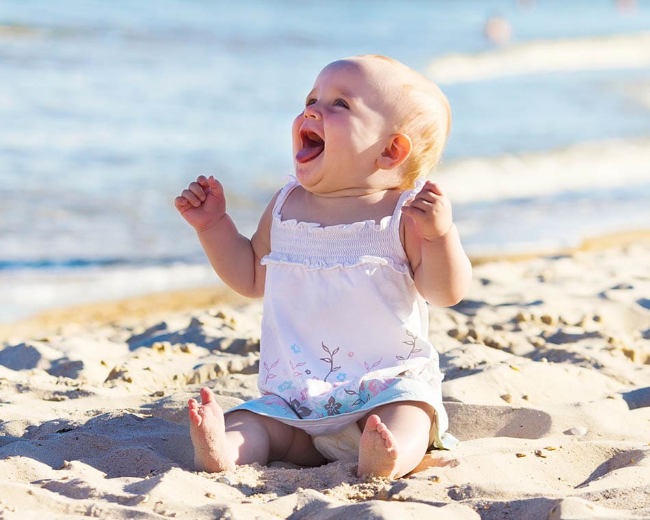 23 Revolutionary Baby Beach Hacks that every Mum should know!